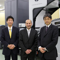 日本「講談社」出版商採用 HP T300 彩色噴墨捲筒紙印刷機 - 自由電子報 3C科技