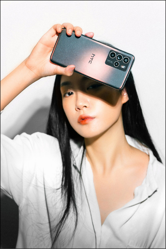 HTC首款億級畫素手機 U23系列整合AR續攻元宇宙 - 自由電子報 3C科技