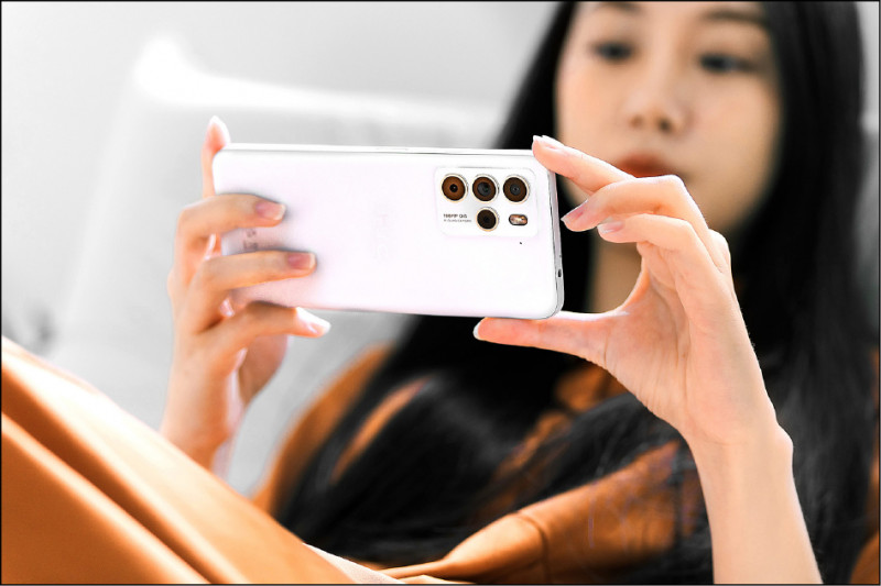 HTC首款億級畫素手機 U23系列整合AR續攻元宇宙 - 自由電子報 3C科技