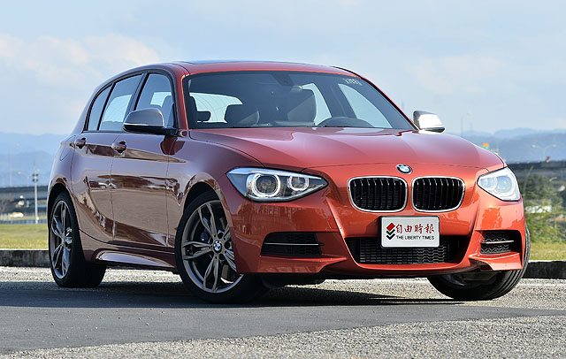 德國頂級 性能鋼砲》BMW M135i - 自由電子報汽車頻道