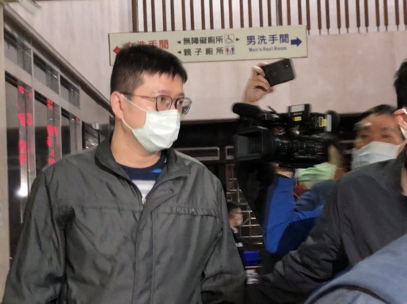 不斷更新》匯豐銀爆內鬼 夥同不動產經紀人炒房詐貸7600萬遭搜索約談 - 自由財經