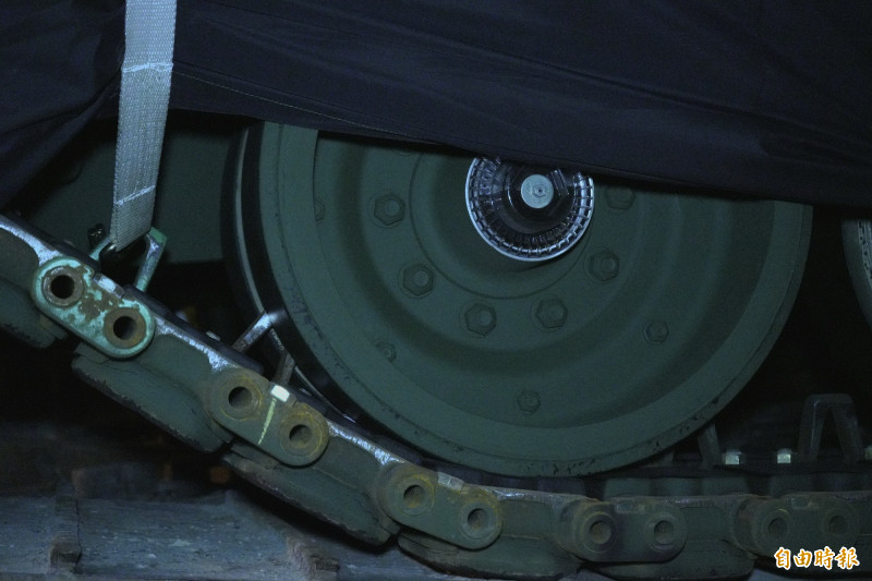 現場直擊！38輛M1A2T戰車運抵裝訓部 將與美方人員點交後「開箱」 - 自由軍武頻道