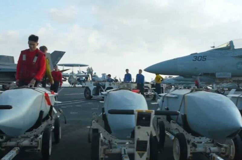 比美軍現役還新！國軍曝對美軍購AGM-154C BLK3彈藥2028年前交運 - 自由軍武頻道