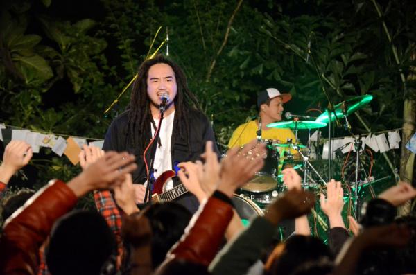 勇奪排行榜冠軍 MATZKA裸照曝光 - 自由娛樂