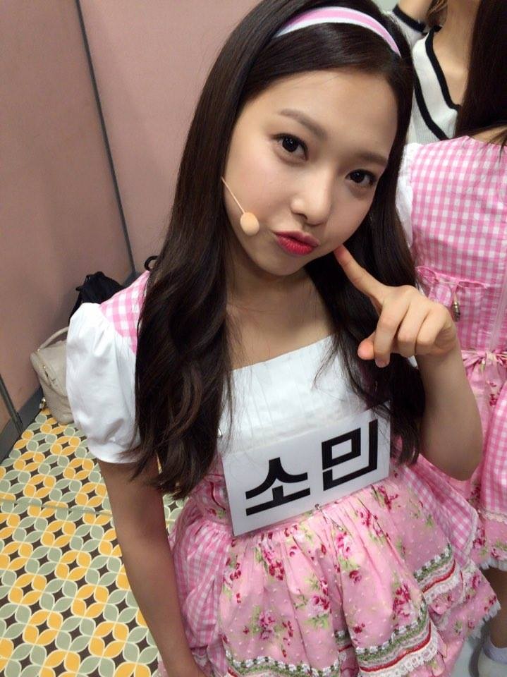 April退團隊長 驚爆加入KARA？ - 自由娛樂