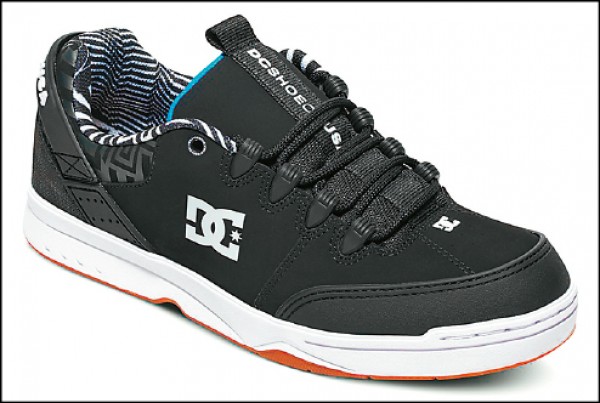 【時尚大道】《超潮流 超跨界》Ken Block X DC Shoes - 自由娛樂