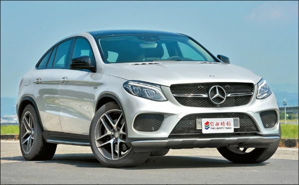 【流行消費】Mercedes-Benz GLE 450 AMG 4MATIC Coupé 性能掛帥 豪華SUV Coupé - 自由娛樂