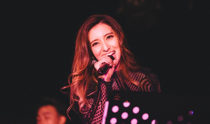 Lara開唱 歌后獨子難得曝光開金口 - 自由娛樂