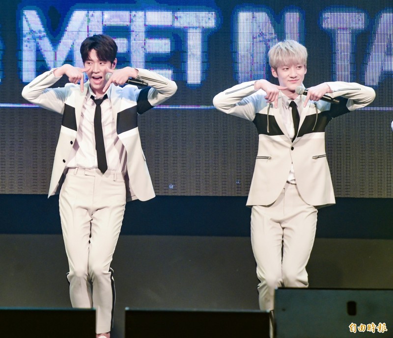 （影音）KNK嗨跳女團舞 「水某耶！老公來了」甜撩台妹 - 自由娛樂