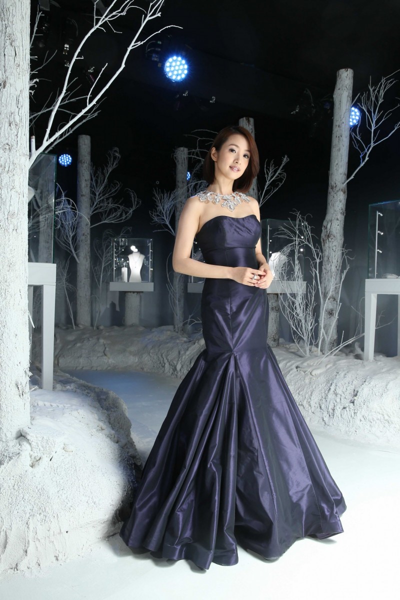 1條抵7條！Boucheron項鍊太強大 - 自由娛樂