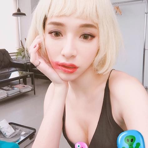 Kiwebaby為愛隆乳又留鵰 不變性「決定做自己」 - 自由娛樂