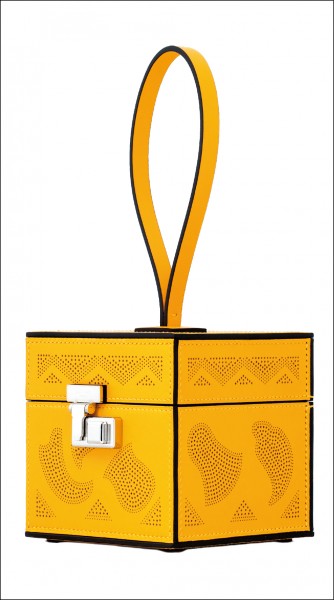【時尚大道】《手鐲包︰Moynat》 - 自由娛樂
