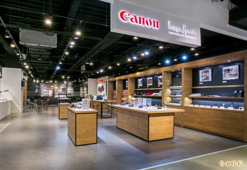 全台最大Canon旗艦店進駐台北三創 藝廊超氣質攬客 - 自由娛樂