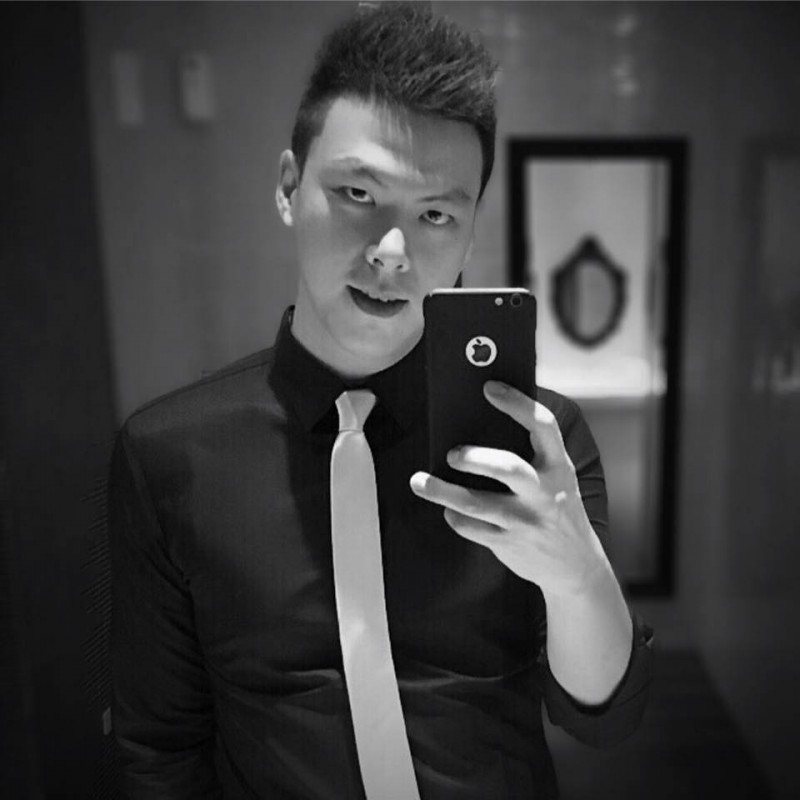 46歲彭佳慧鮮肉新歡遭起底 30歲精壯男是他 - 自由娛樂