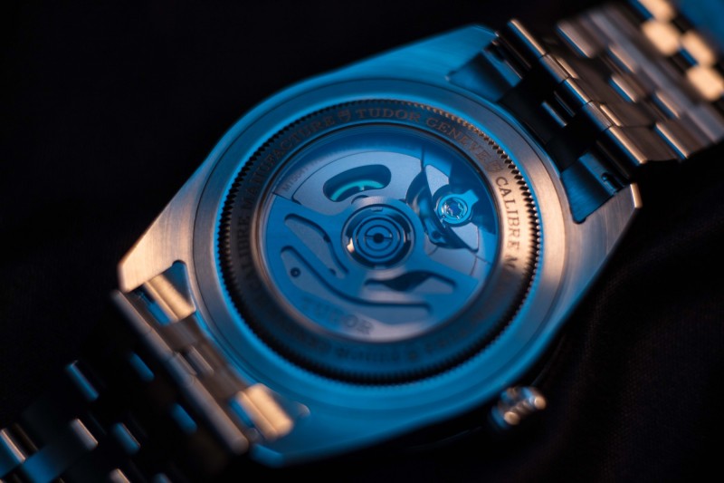 雙位日曆新準度 帝舵翻新「魅力」 - 自由娛樂