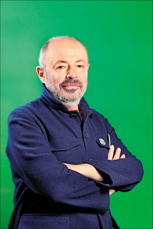 【時尚大道】【時尚設計生活】Salvatore Ferragamo，「The World of Italo Rota」 - 自由娛樂