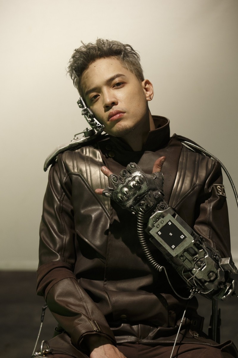 「愛到卡慘死」J.Sheon吊鋼絲唱出金曲製作人感情經歷 - 自由娛樂