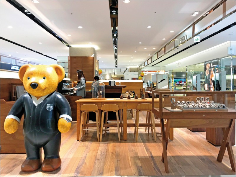 【時尚大道】時尚咖啡屋：ORIS Watch & Coffee - 自由娛樂