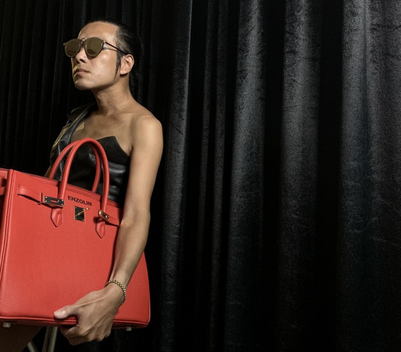 Enzo Lin慶14周年 再推翻玩柏金包 - 自由娛樂