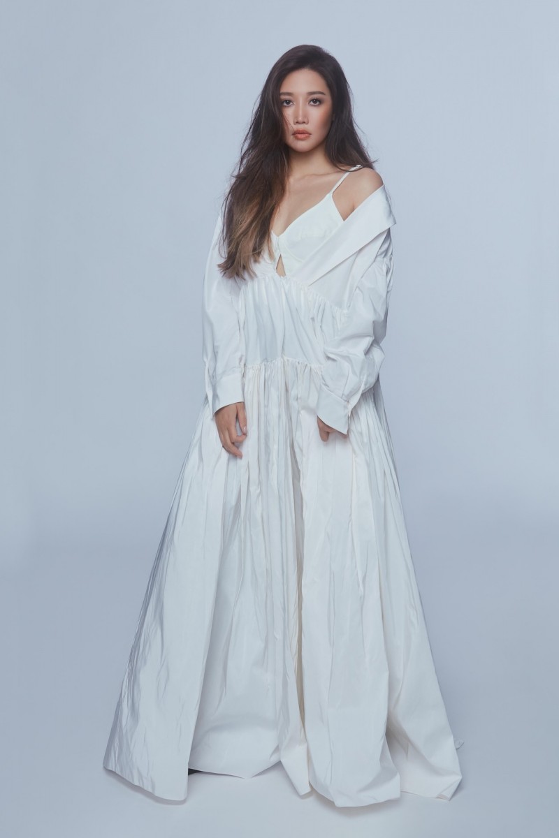 驚人！A-Lin躍紐約時代廣場 樂喊：媽媽我在這 - 自由娛樂