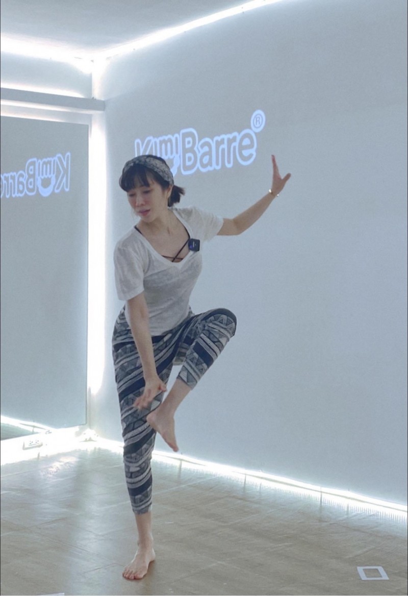 KIMIKO真實體重曝光！網友一看全驚呆 - 自由娛樂