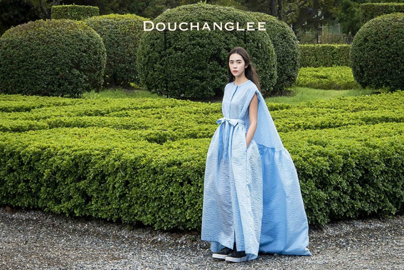 「嫩版許瑋甯」走秀初體驗 身高不如人自嘲「藍色小精靈」 - 自由娛樂