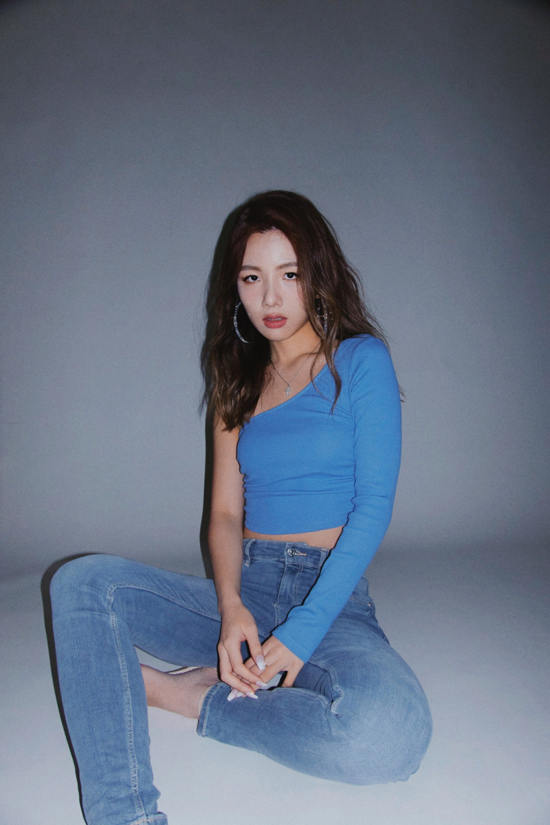 高材生向父母抗爭當歌手 圓夢成為鄉民老婆師妹 - 自由娛樂