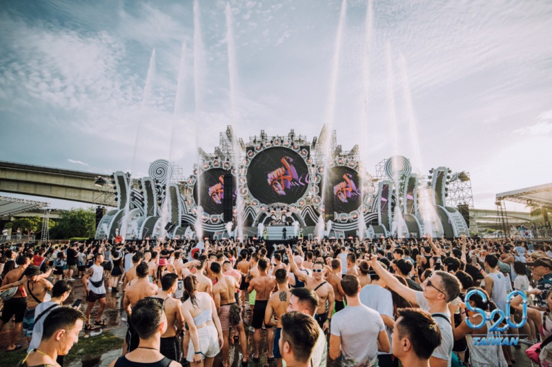 S2O「最濕派對」回來了 樂迷辣翻大佳河濱公園 - 自由娛樂