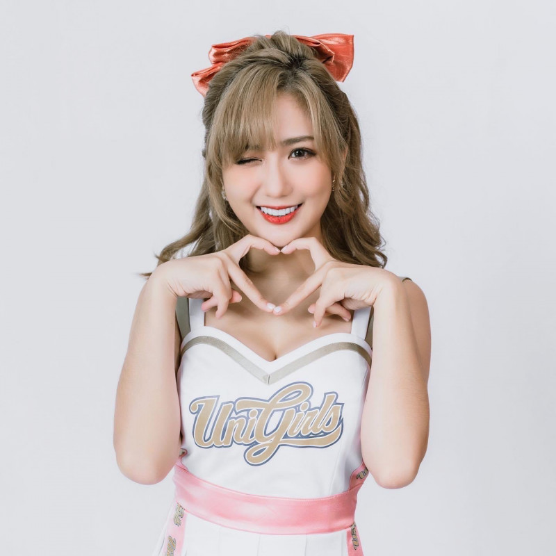 （專訪）Mina激似「賈靜雯X郭靜」綜合體！遭嫌「腿粗胸小」親上火線回應 - 自由娛樂