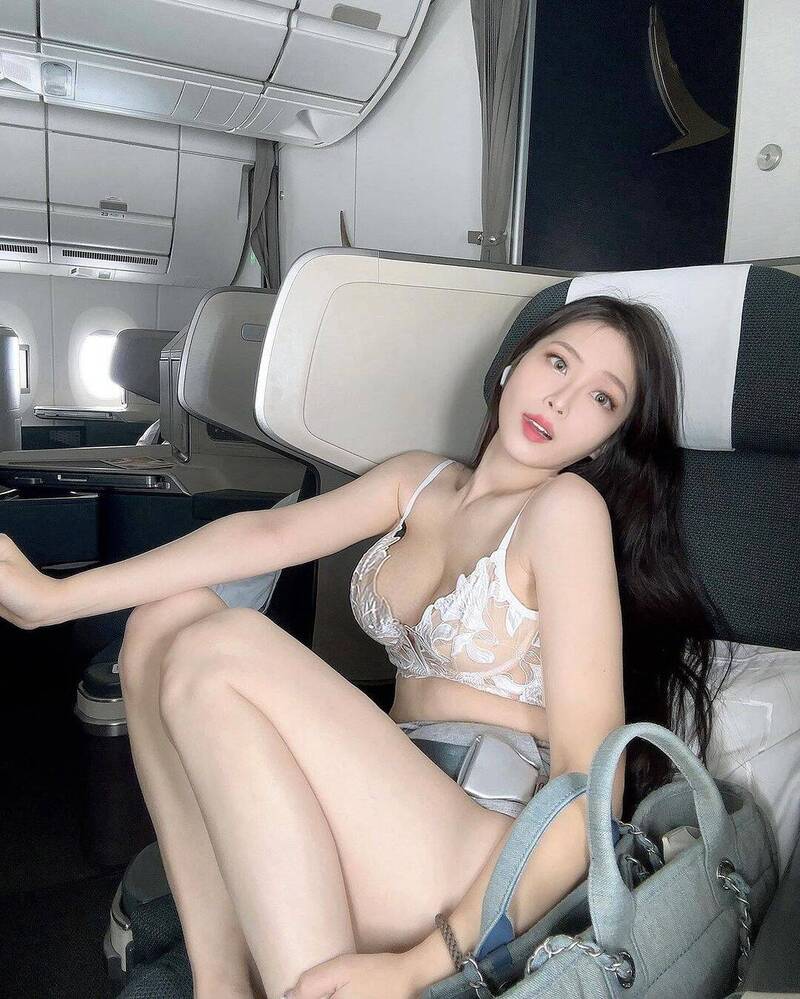 1˚C也不怕冷！G乳女神Yumi.k辣裸大UU 「雙球垂吊」超明顯 - 自由娛樂