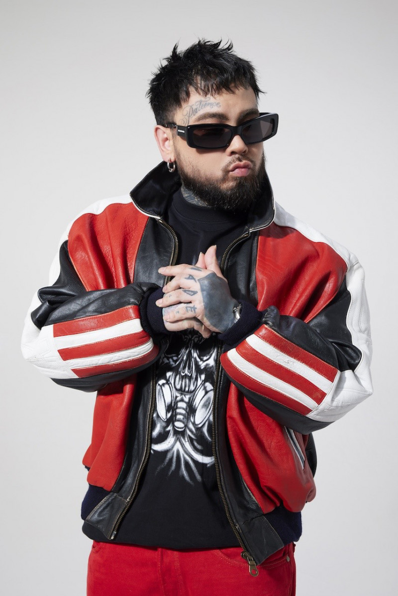 泰歌手URBOYTJ第一次給台灣！霸氣要粉絲惡補「全部歌曲」 - 自由娛樂