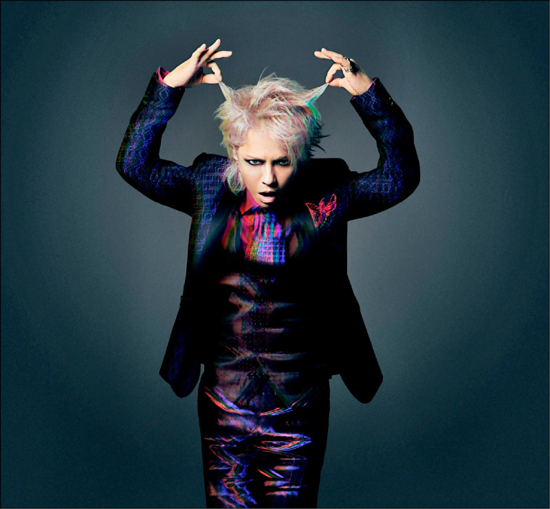 Lisa尬唱蘿莎莉雅超有型 時尚新女性超夯 - 自由娛樂