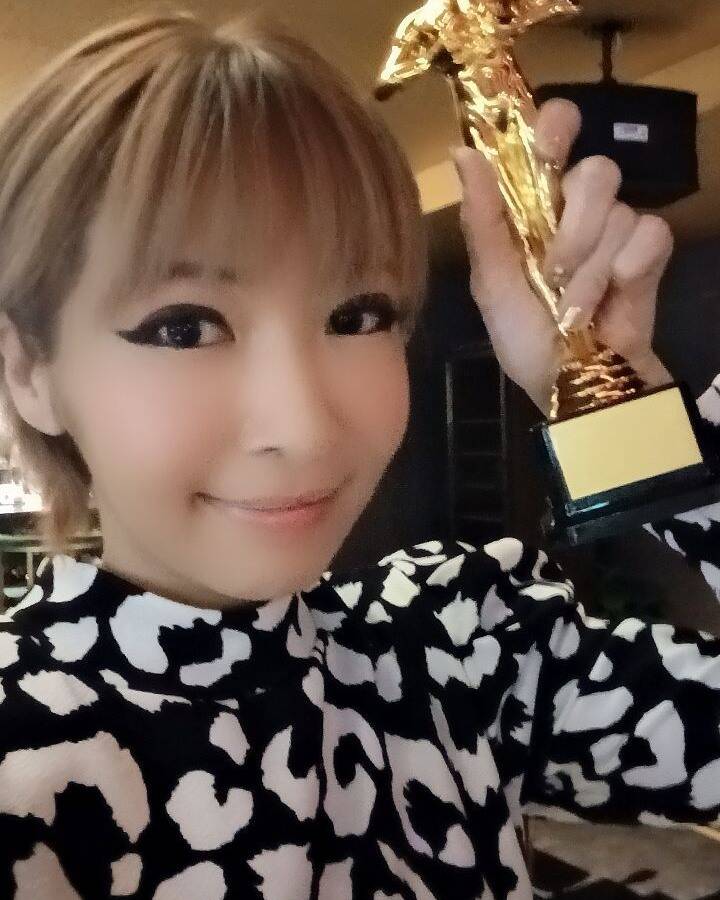 Makiyo四十而不惑 生日願望曝光 - 自由娛樂