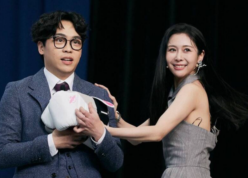 Albee捲賀瓏小三風波首露面 曬「爆乳深溝」嗨喊：好久不見 - 自由娛樂