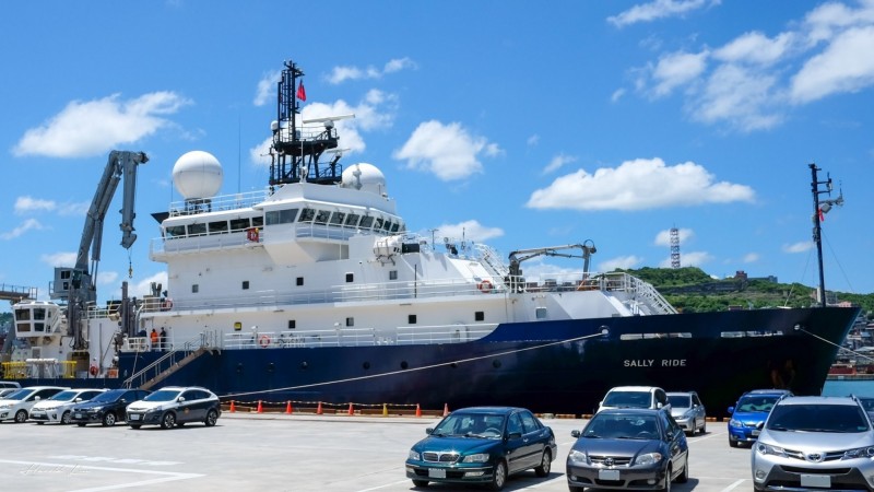 【情報】美國海軍研究船-RV Sally Ride (AGOR-28) 停靠基隆港!! @軍事策略 哈啦板 - 巴哈姆特