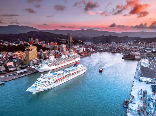 《TAIPEI TIMES》 Passengers arriving in Port of Keelung hit record number ...