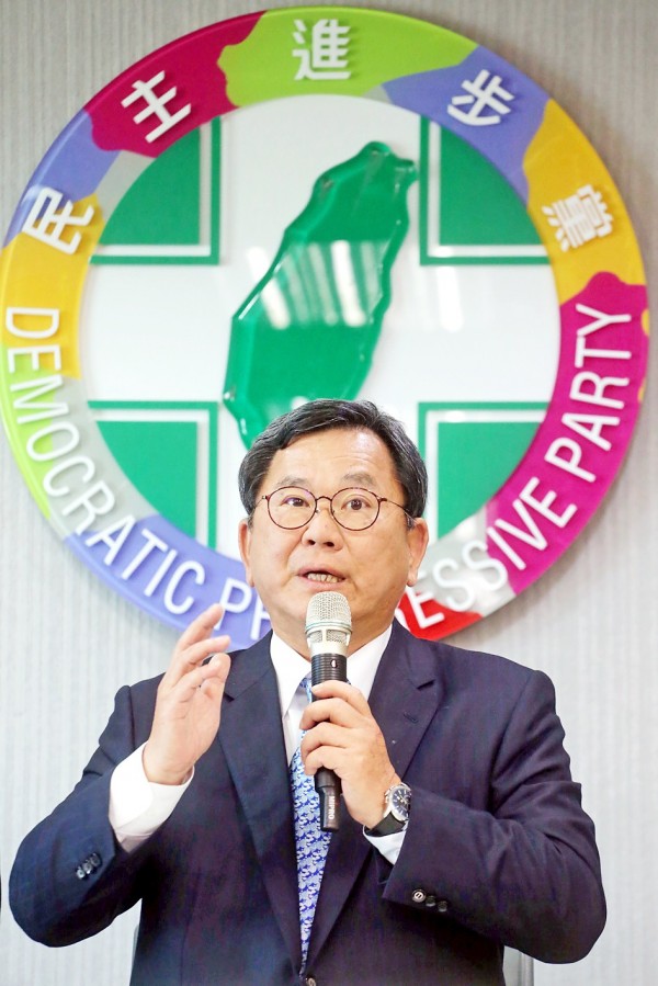 《TAIPEI TIMES 焦點》 Tsai to stay on as DPP leader - 焦點 - 自由時報電子報