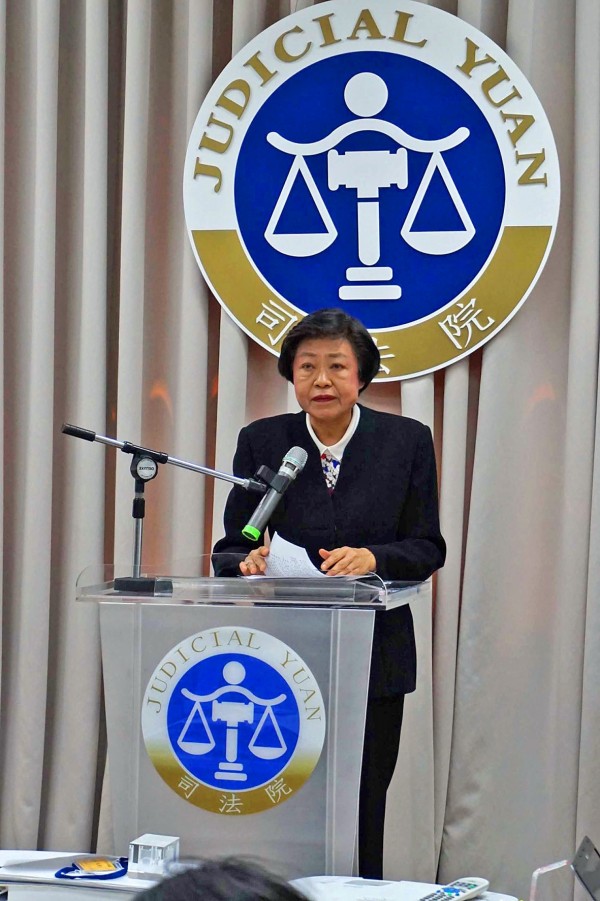 《TAIPEI TIMES 焦點》 Amendment on criminal civil servants is enacted - 焦點 ...