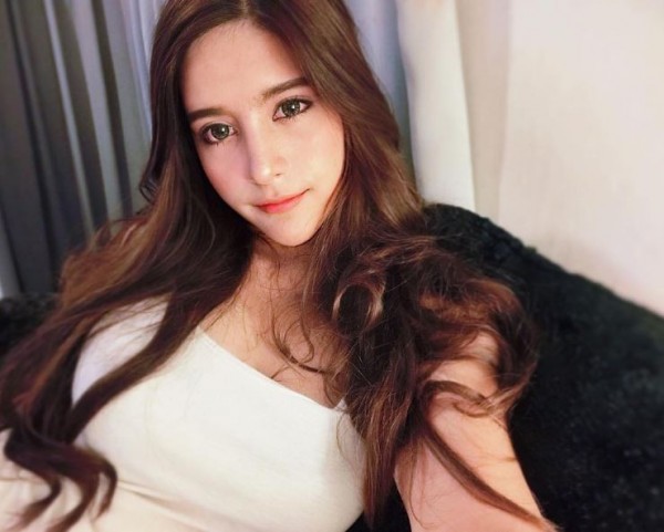 這位泰國混血正妹顏值超高 還是劍橋高材生 - 蒐奇 - 自由時報電子報