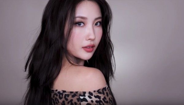 月薪是別人的年薪！南韓美妝YouTuber素顏長這樣... - 國際 - 自由時報電子報