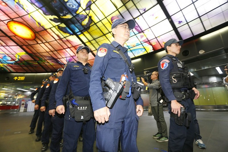 《TAIPEI TIMES》 NPA head to lead 3,200 police for Kaohsiung rallies - 焦點 ...