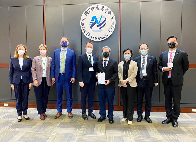 《TAIPEI TIMES》Lithuanian office opens in Taipei - 焦點 - 自由時報電子報