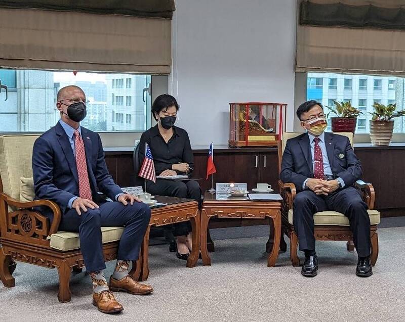 FCC官員是否談到禁止抖音 陳耀祥：危害資安、國安都要處理 - 政治 - 自由時報電子報