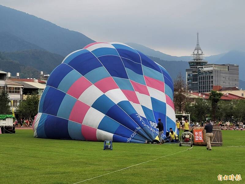 殘念！風勢太大 埔里熱氣球嘉年華首日無法升空 - 生活 - 自由時報電子報