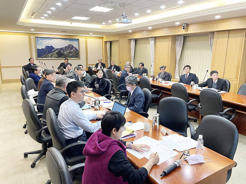 《TAIPEI TIMES》 Office issues rules for charging China vote tour ...