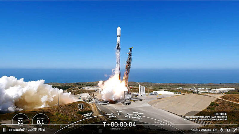 《TAIPEI TIMES》 SpaceX launches two satellites developed in Taiwan - 焦點 ...