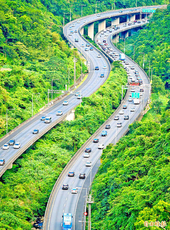 《TAIPEI TIMES》 Holiday traffic advisory unveiled - 焦點 - 自由時報電子報