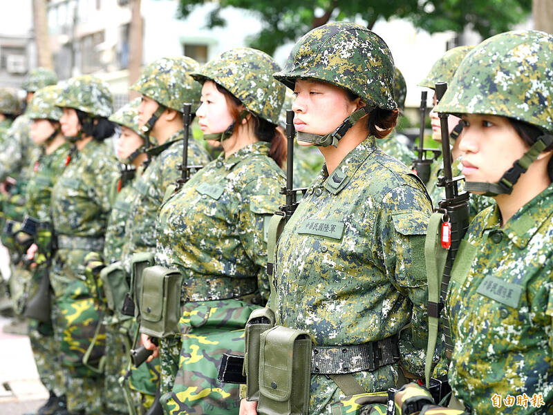 《TAIPEI TIMES》Consider women in military: researcher - 焦點 - 自由時報電子報