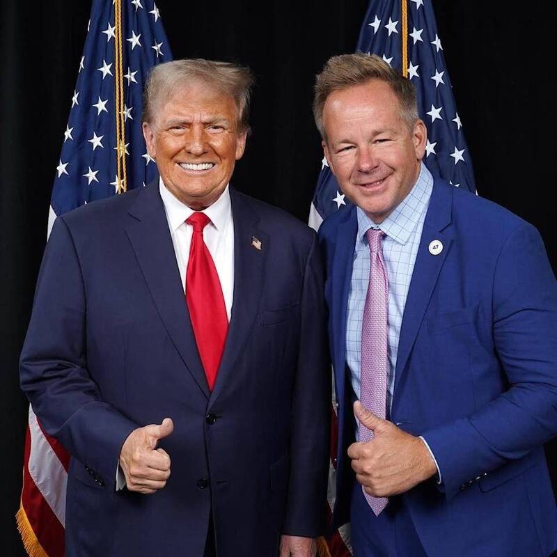 川澤會》右翼記者嗆澤倫斯基「不穿西裝」 白宮欽點惹議 - 國際 - 自由時報電子報