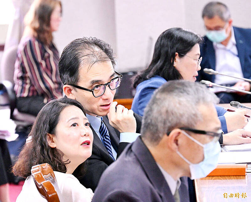 《TAIPEI TIMES》 Changes related to workplace bullying pass first reading ...